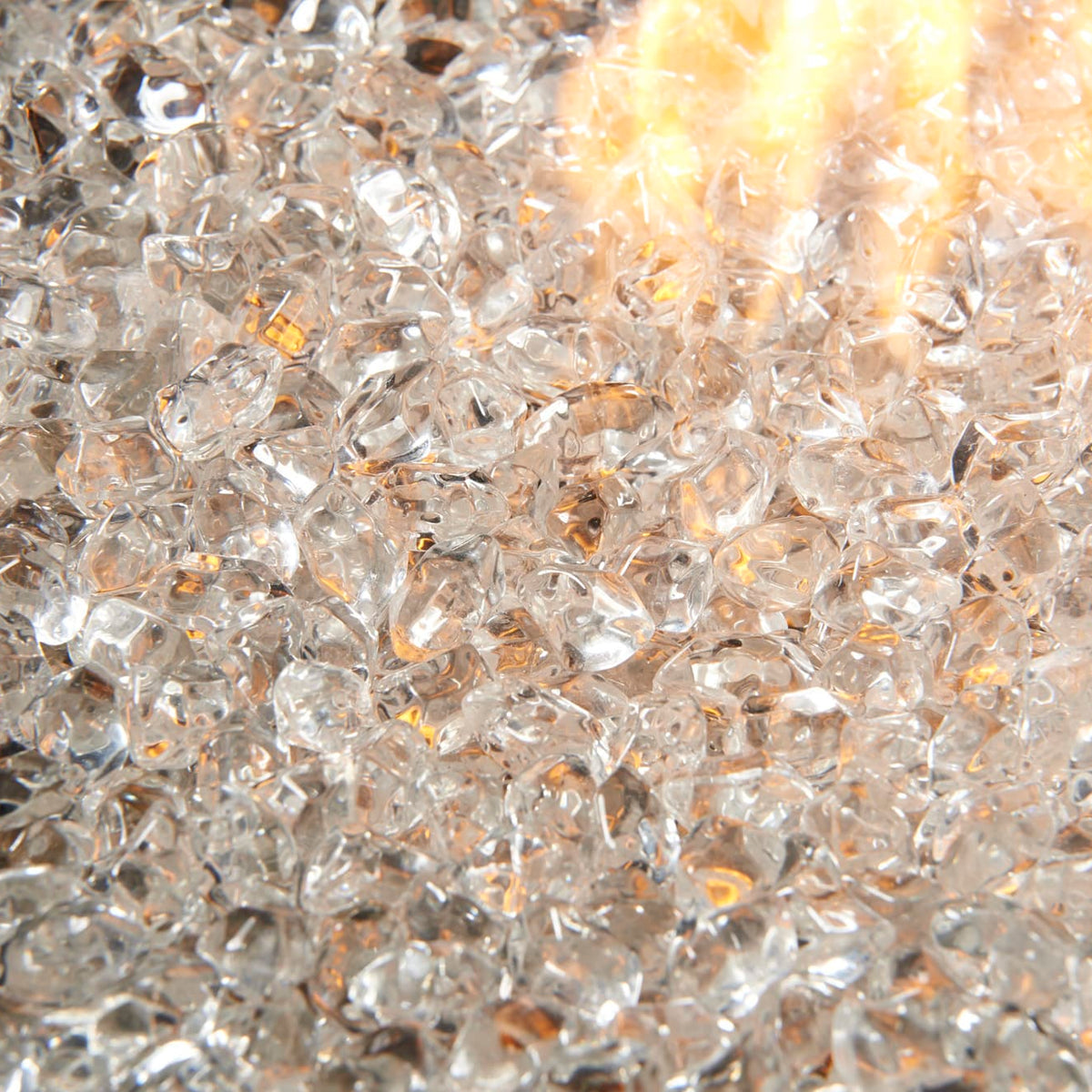 Advantages of Using Fire Glass in Your Gas Fire Pit – Outdoor GreatRooms